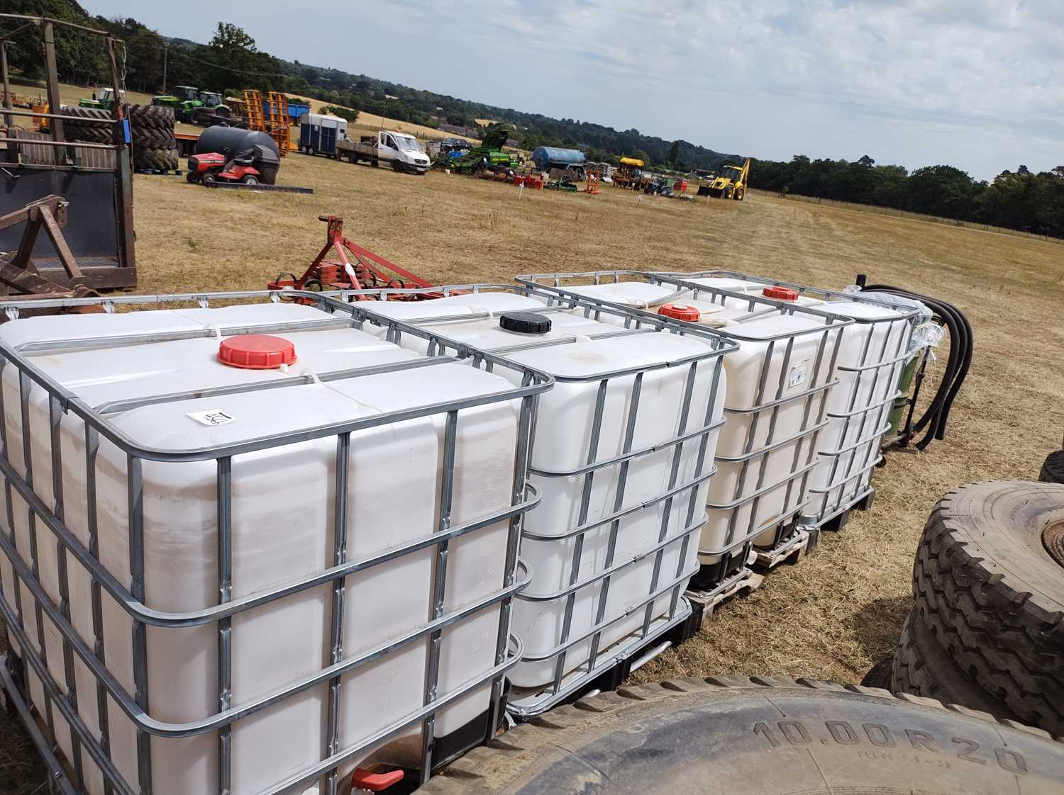 Lot 456 - 4x IBC tanks
