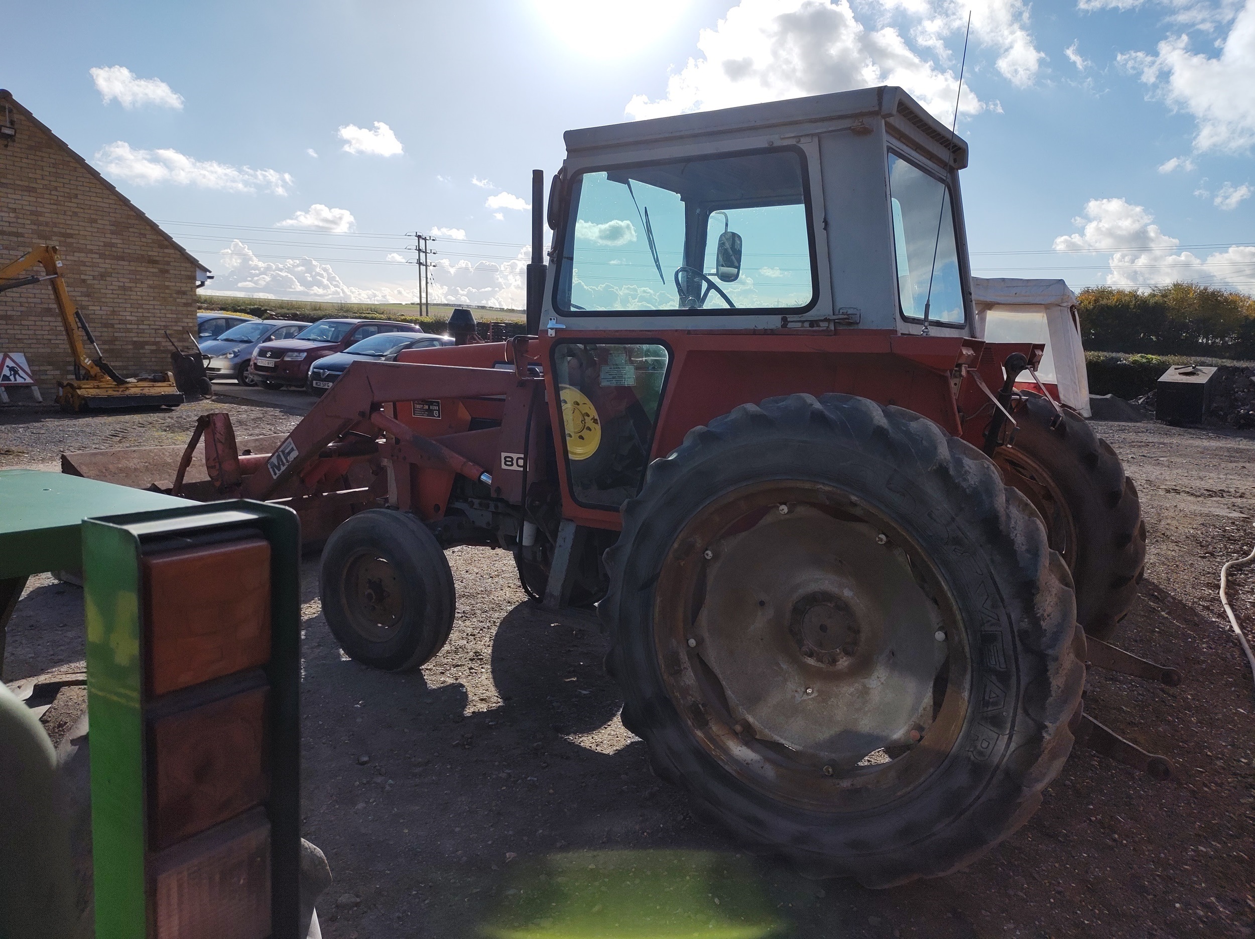 Lot 85 - Massey Ferguson 590 Tractor with MF 80 Front