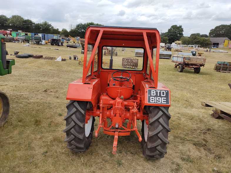 Lot 632 - BMC Mini Tractor Reg. BTD 819E (1300 hrs)