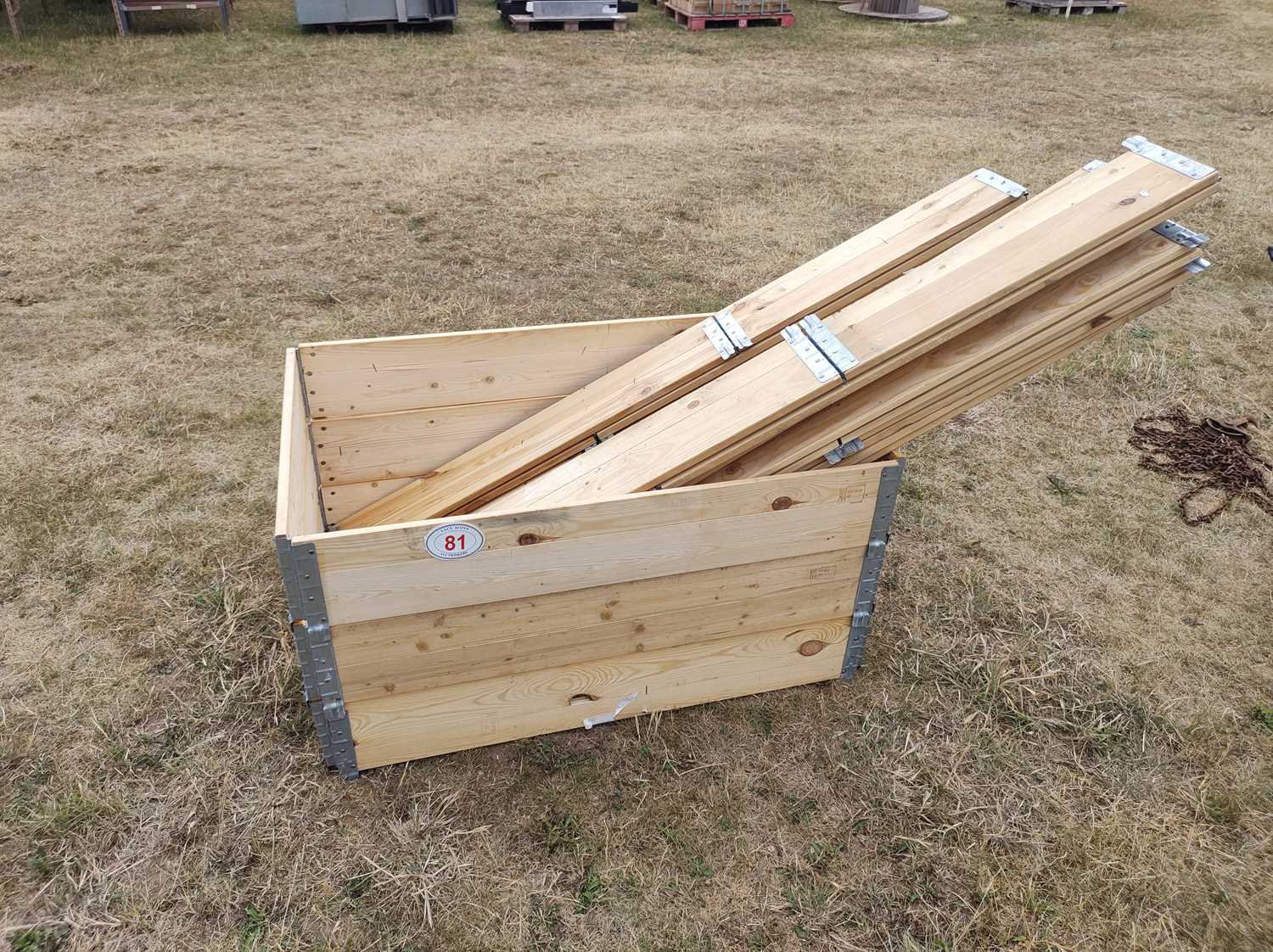 Lot 81 - 10 x Wooden pallet collars