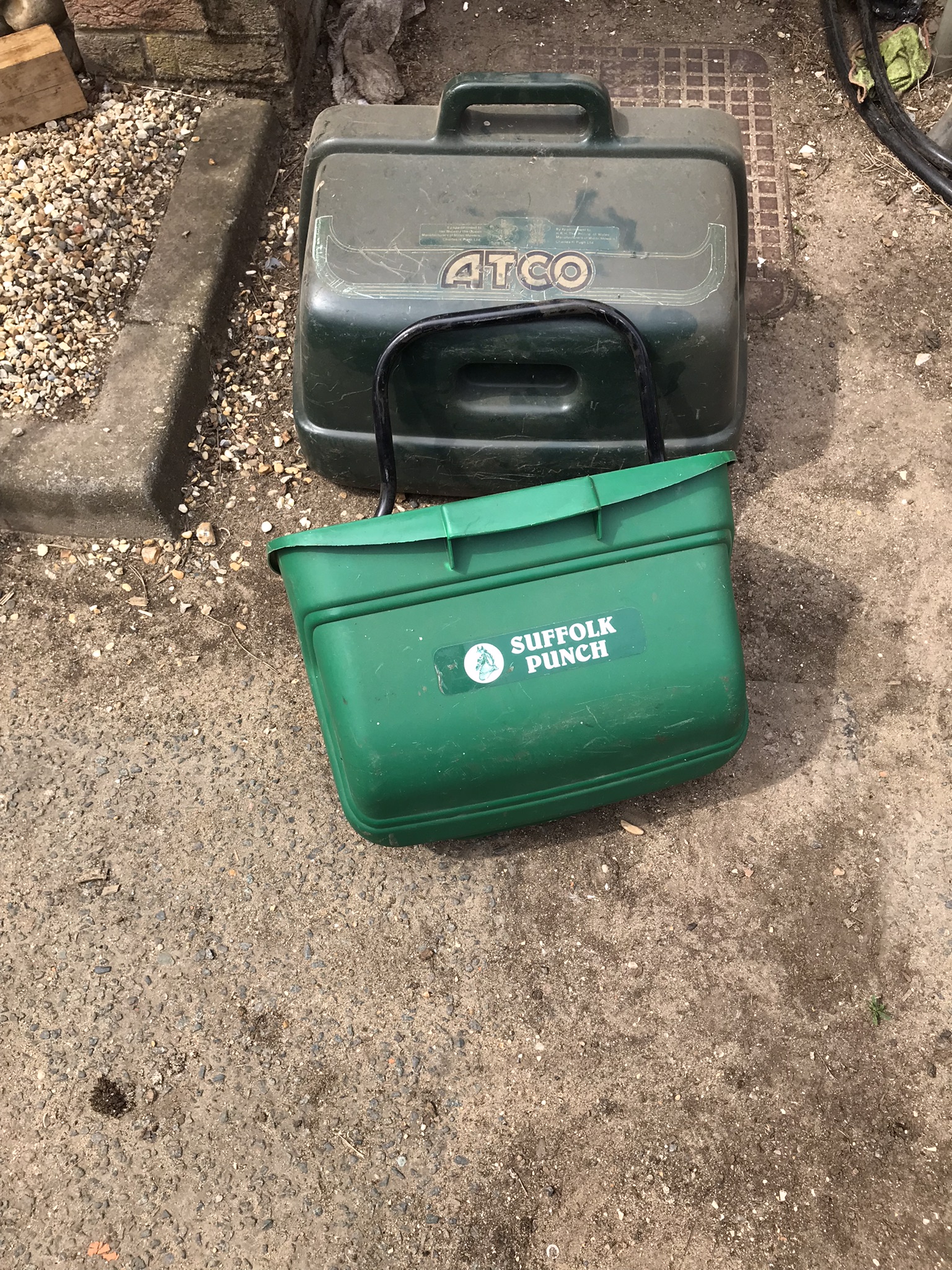 Lot 338 - 2 x Grass collection boxes (1x Atco & 1x