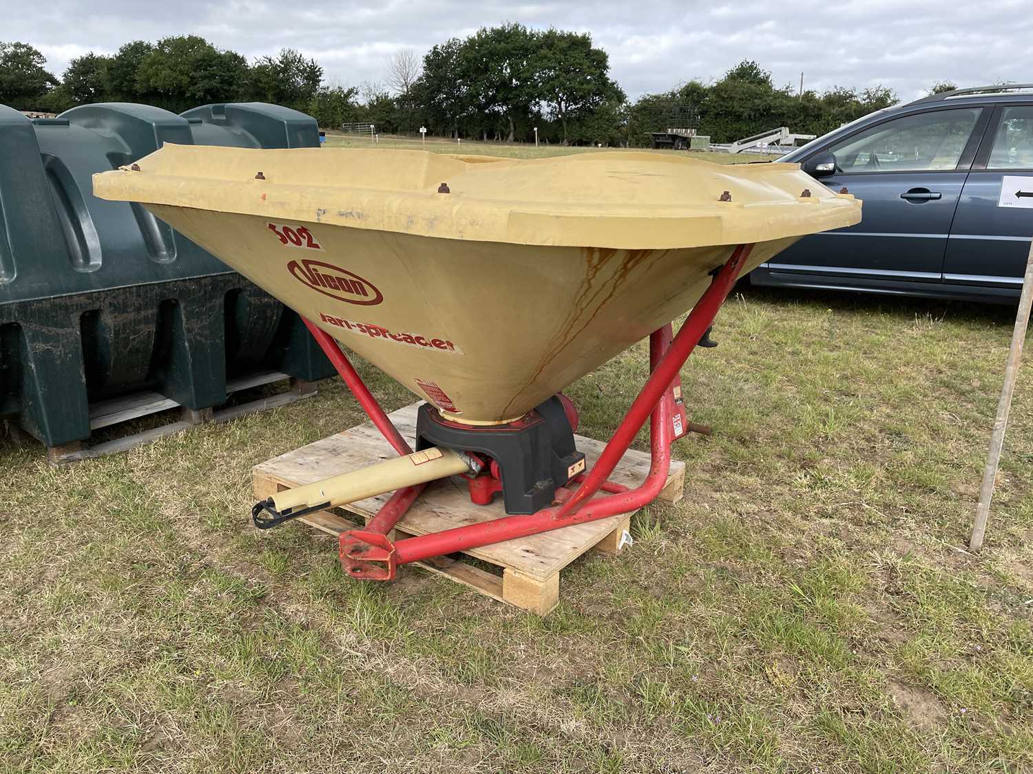 Lot 378 - Vicon 602 Fertiliser Spreader