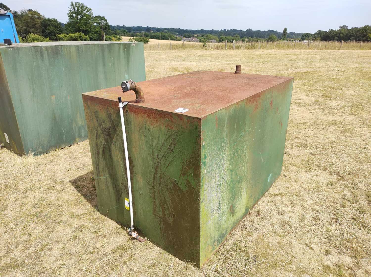 Lot 692 - Diesel tank 6ft x 4ft x 4ft