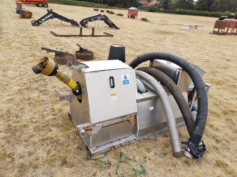 Lot 213 - PTO Sucker Blower