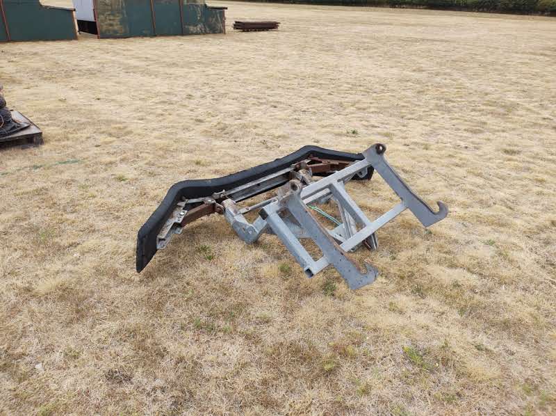 Lot 240 - Muck Scraper