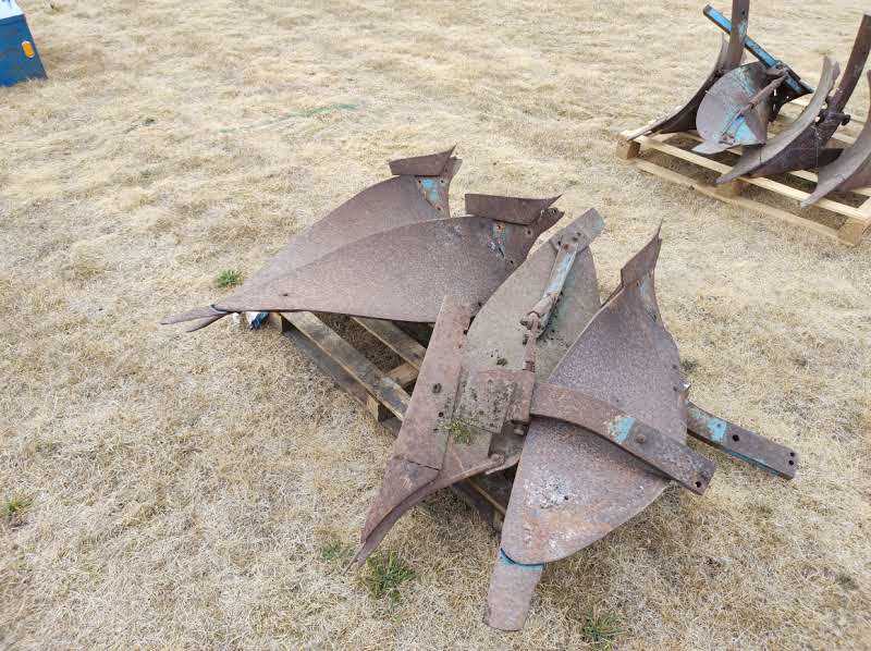 Lot 253 - Qty of Plough Parts