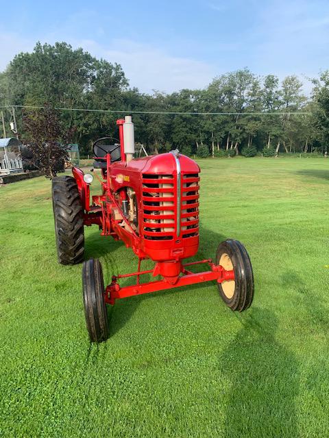 Lot 201 - Massey Harris 333 Tractor (Fully Restored)