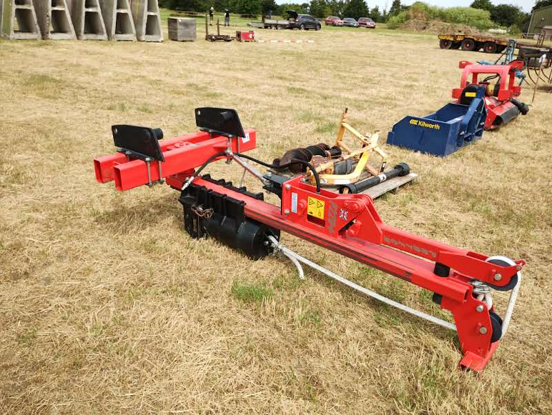 Lot 113 - Protech P220 Loader Mounted Post Knocker.