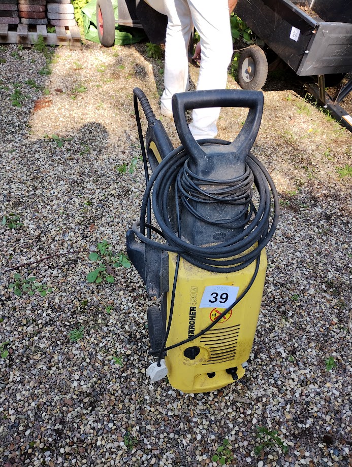 Lot 39 - Karcher Pressure Washer (Model 499M) (Located