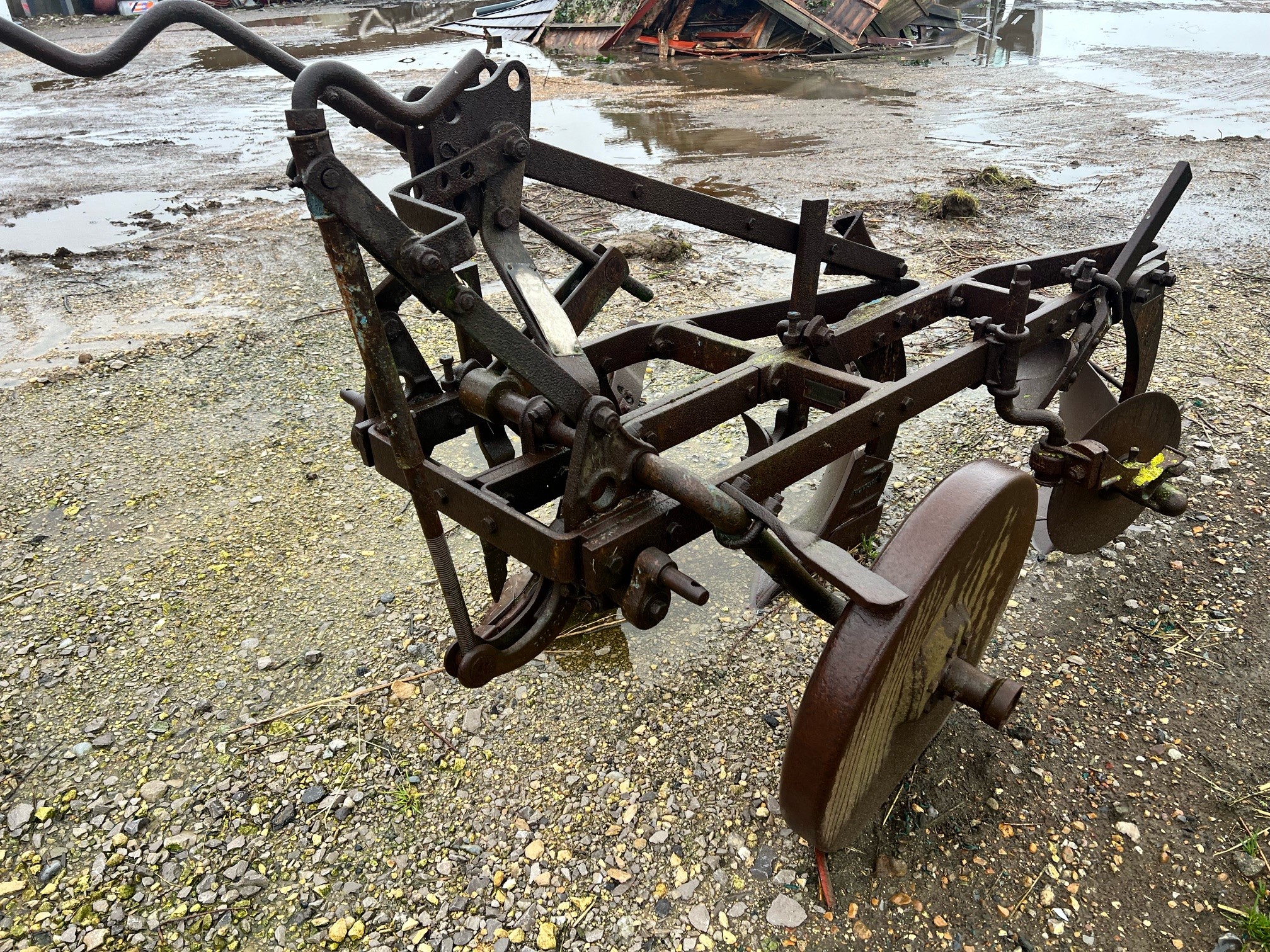 Lot 47 - Fordson TS59J Plough (Located in Barningham)