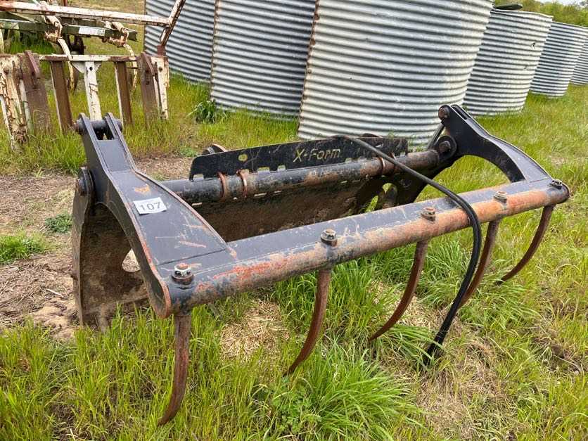 Lot 107 - X-Form bale spikes for telehandler