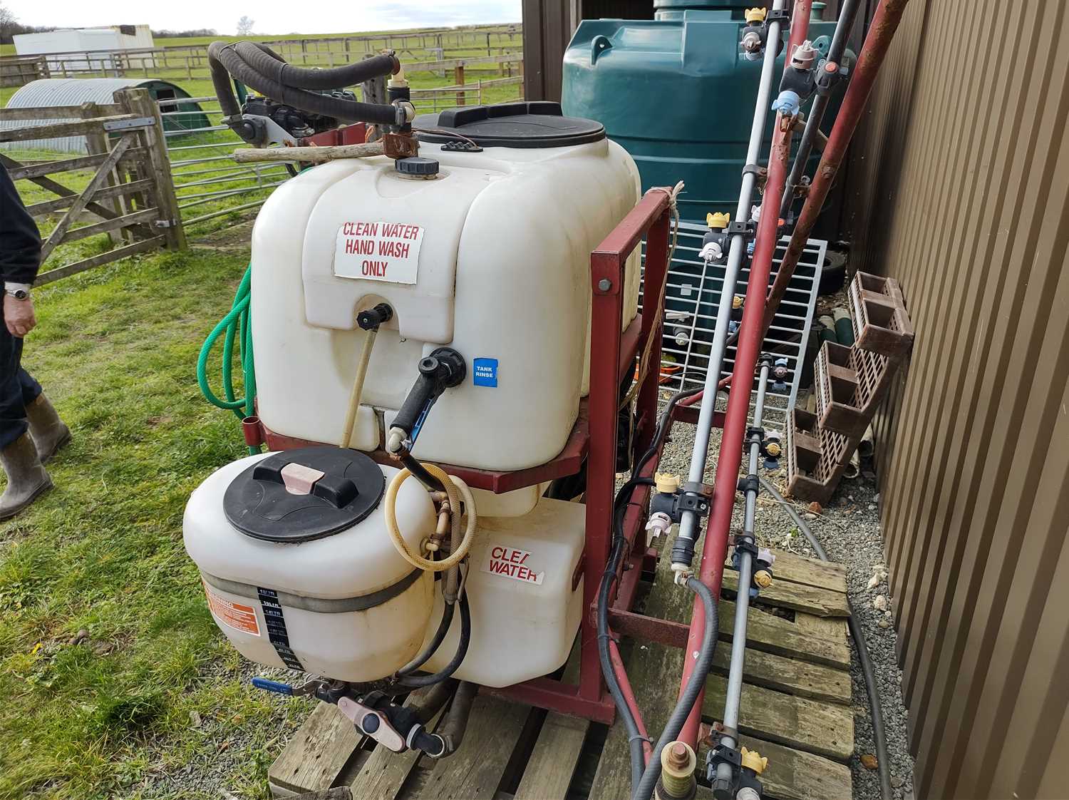 Lot 193 - Tractor Mounted 300l Sprayer