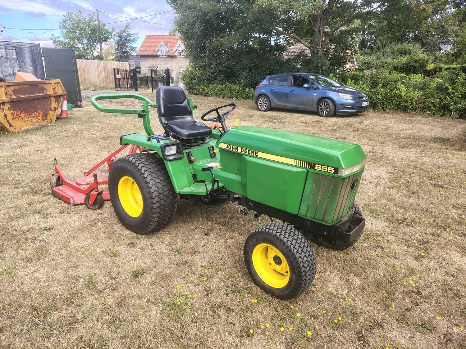 Lot 4 - John Deere 855 Compact Tractor (1865 hours)