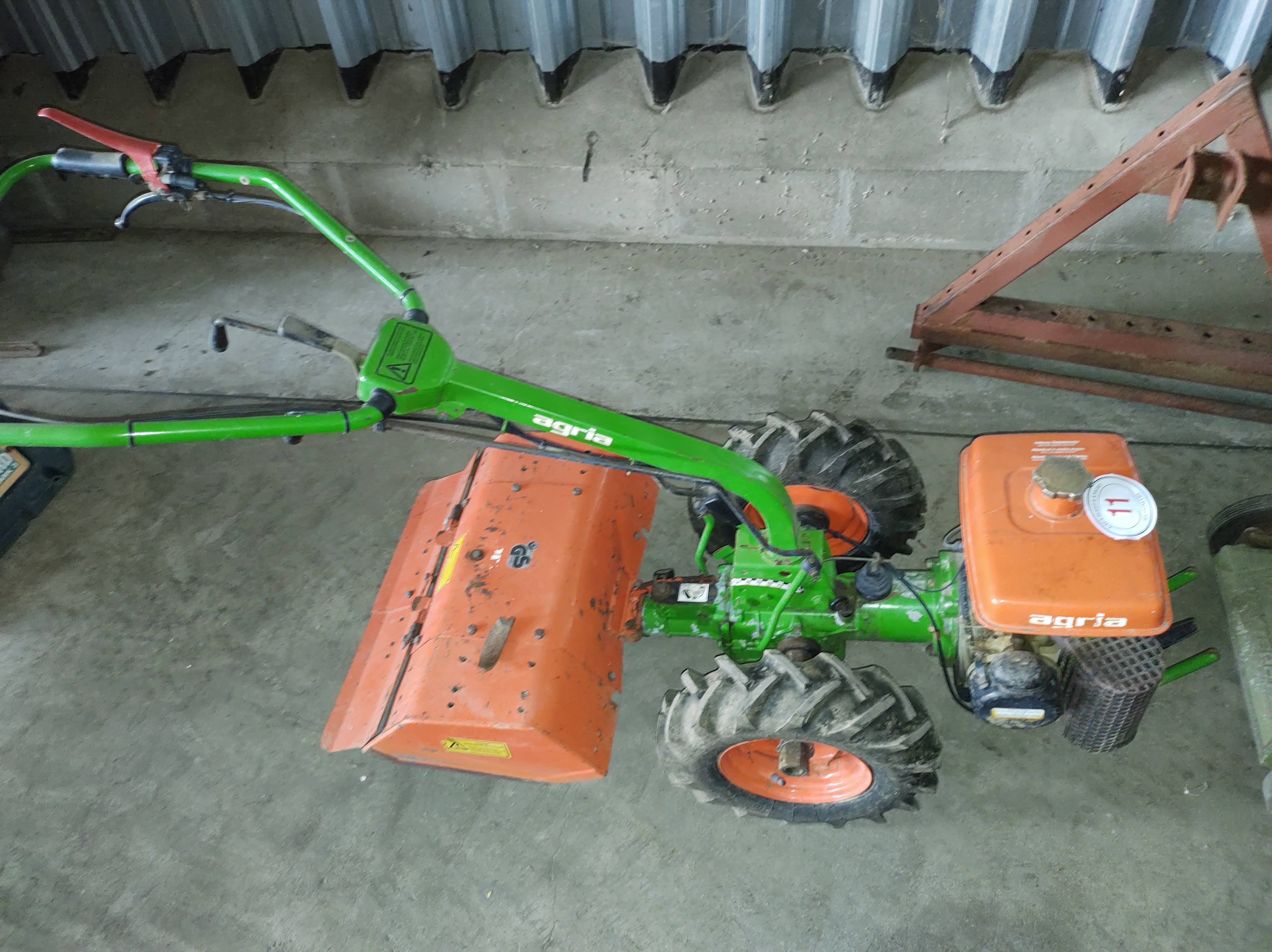 Lot 11 - Robin Agria Petrol Pedestrian Rotavator