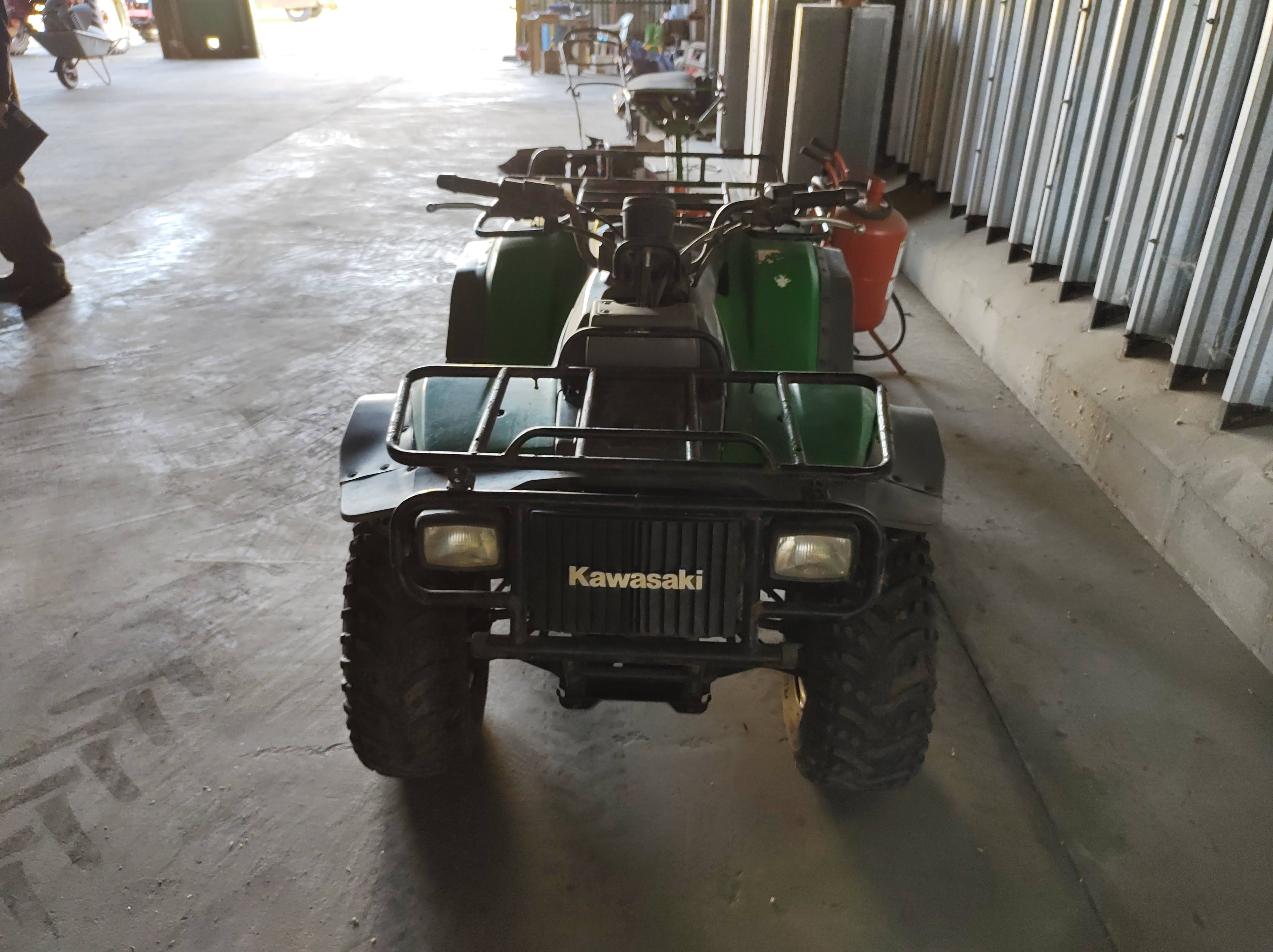Lot 61 - Kawasaki KLF400 4x4 Quad Bike