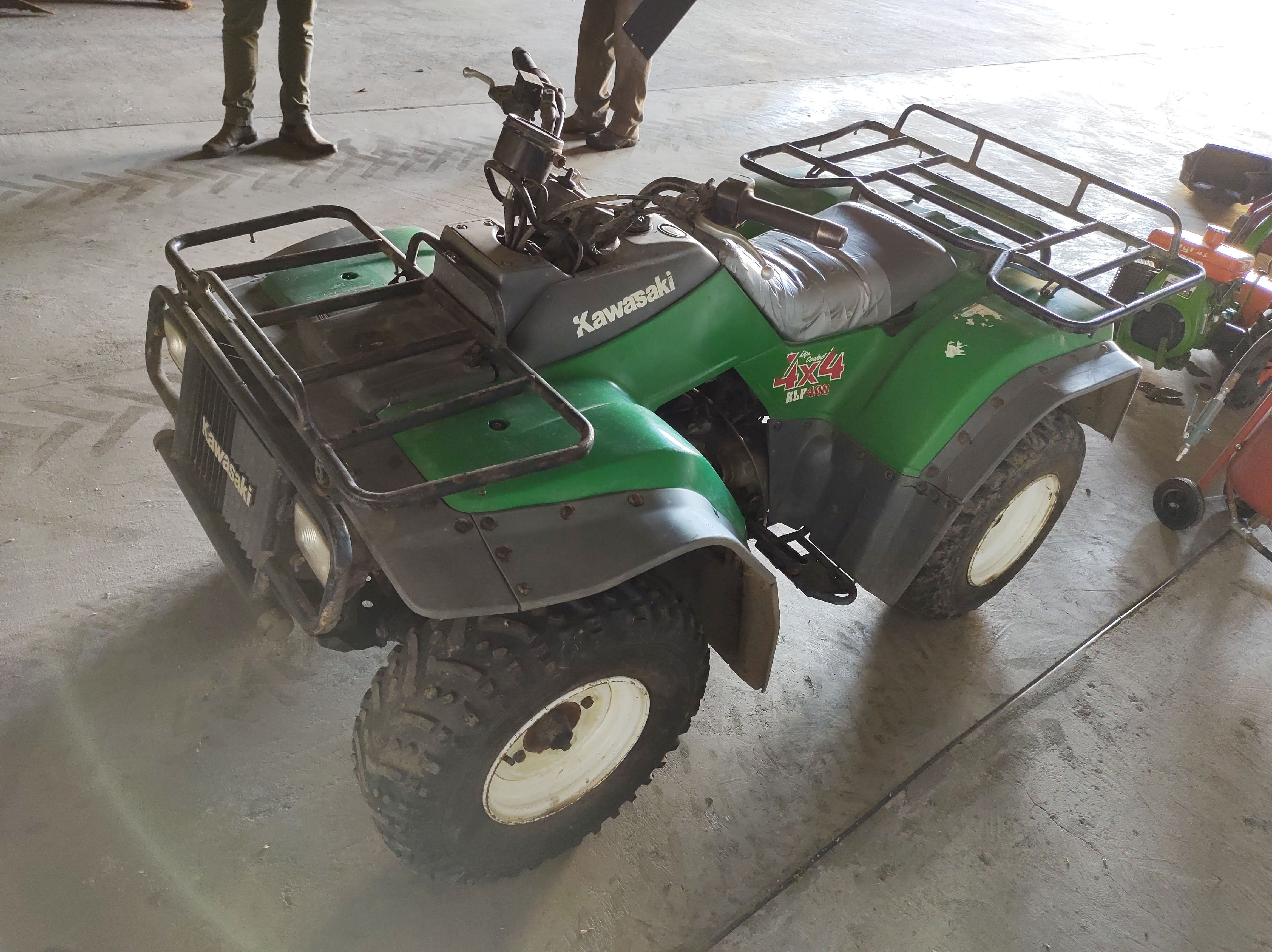 Lot 61 - Kawasaki KLF400 4x4 Quad Bike