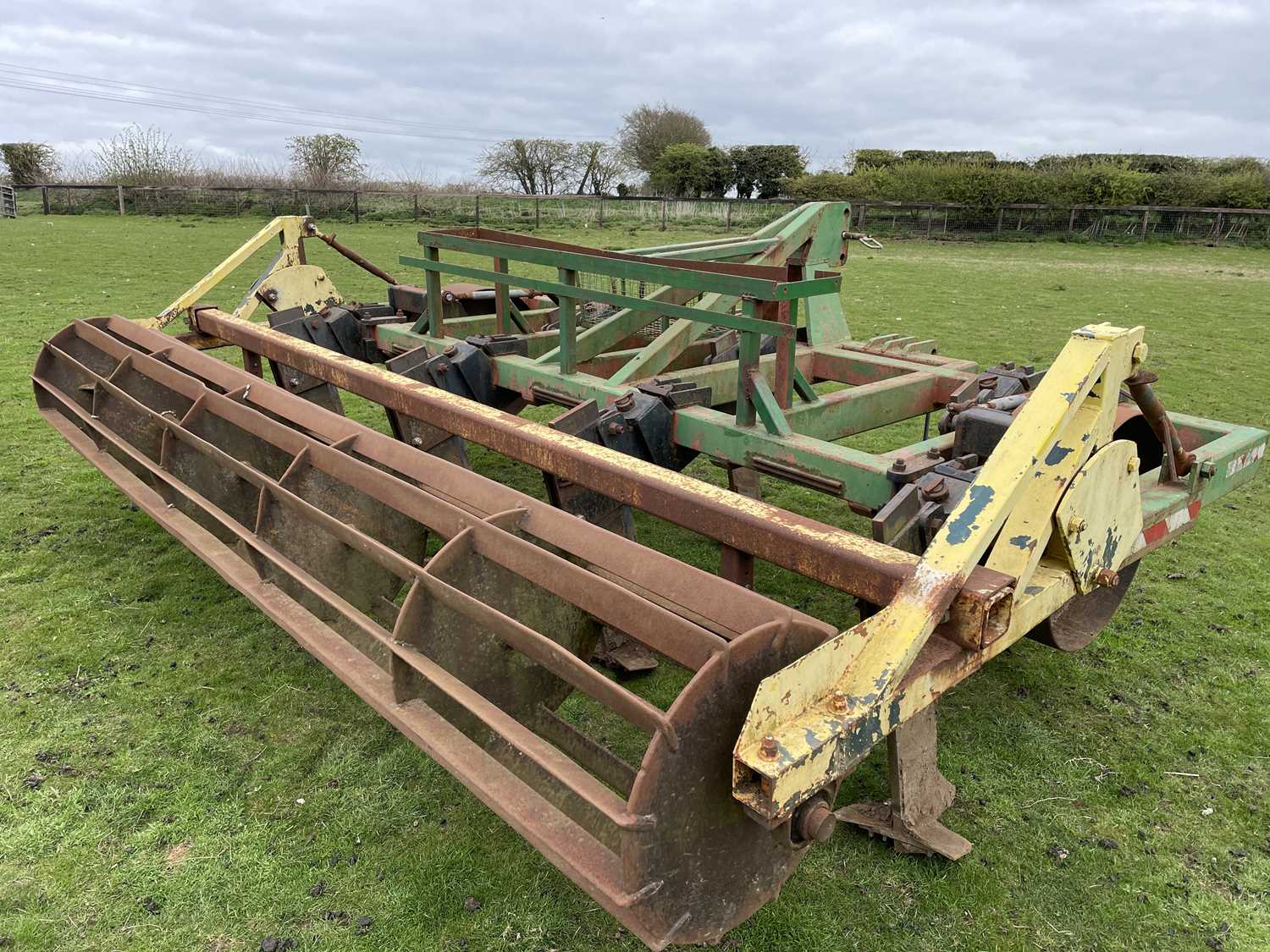 Lot 253 - Taylor Gent 7 Leg 4m Subsoiler on Swivel
