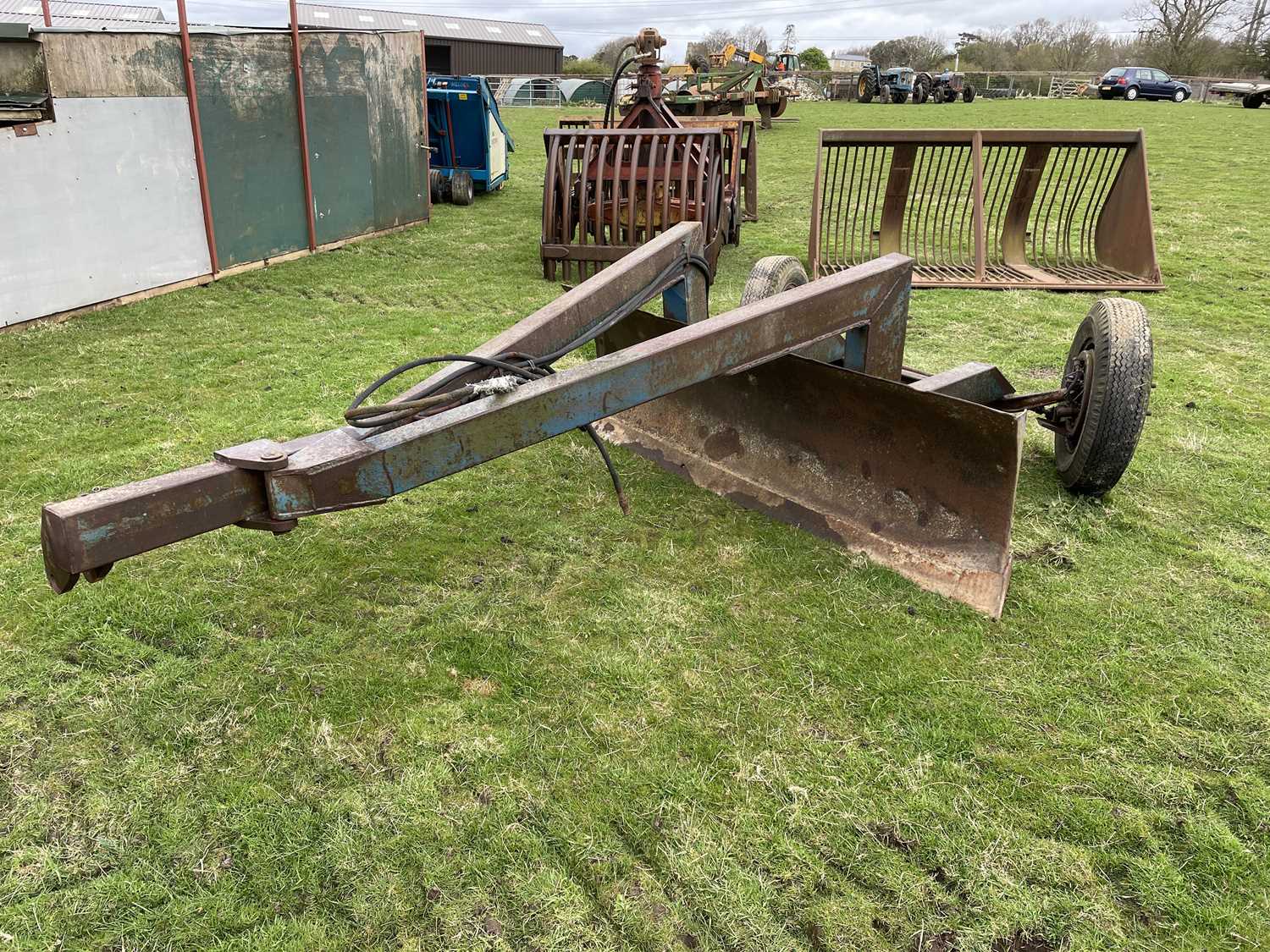 Lot 273 - Hydraulic Rear Steer Trailed Scraper