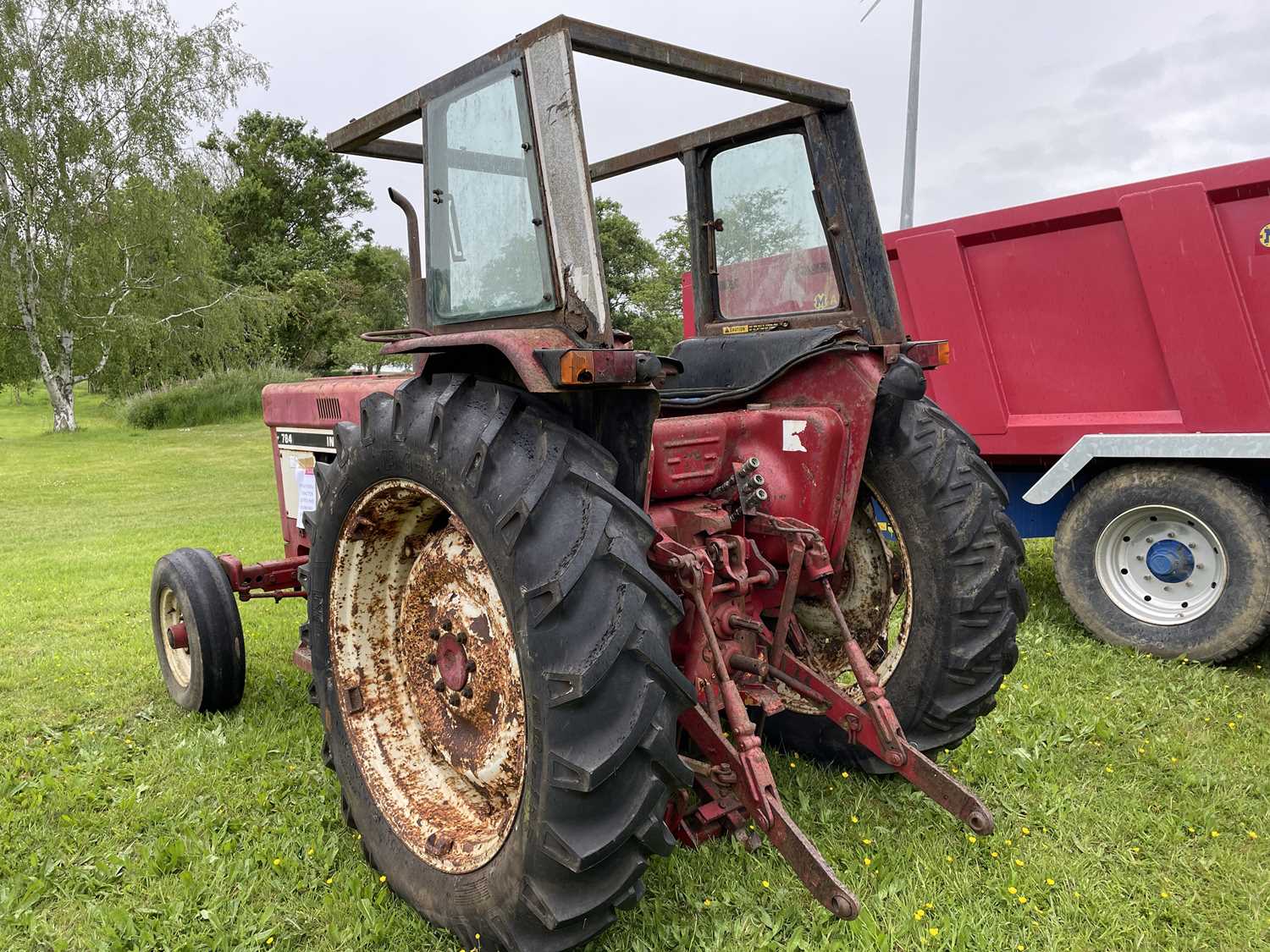 Lot 75 - International 784 Tractor (1978) PTO not in