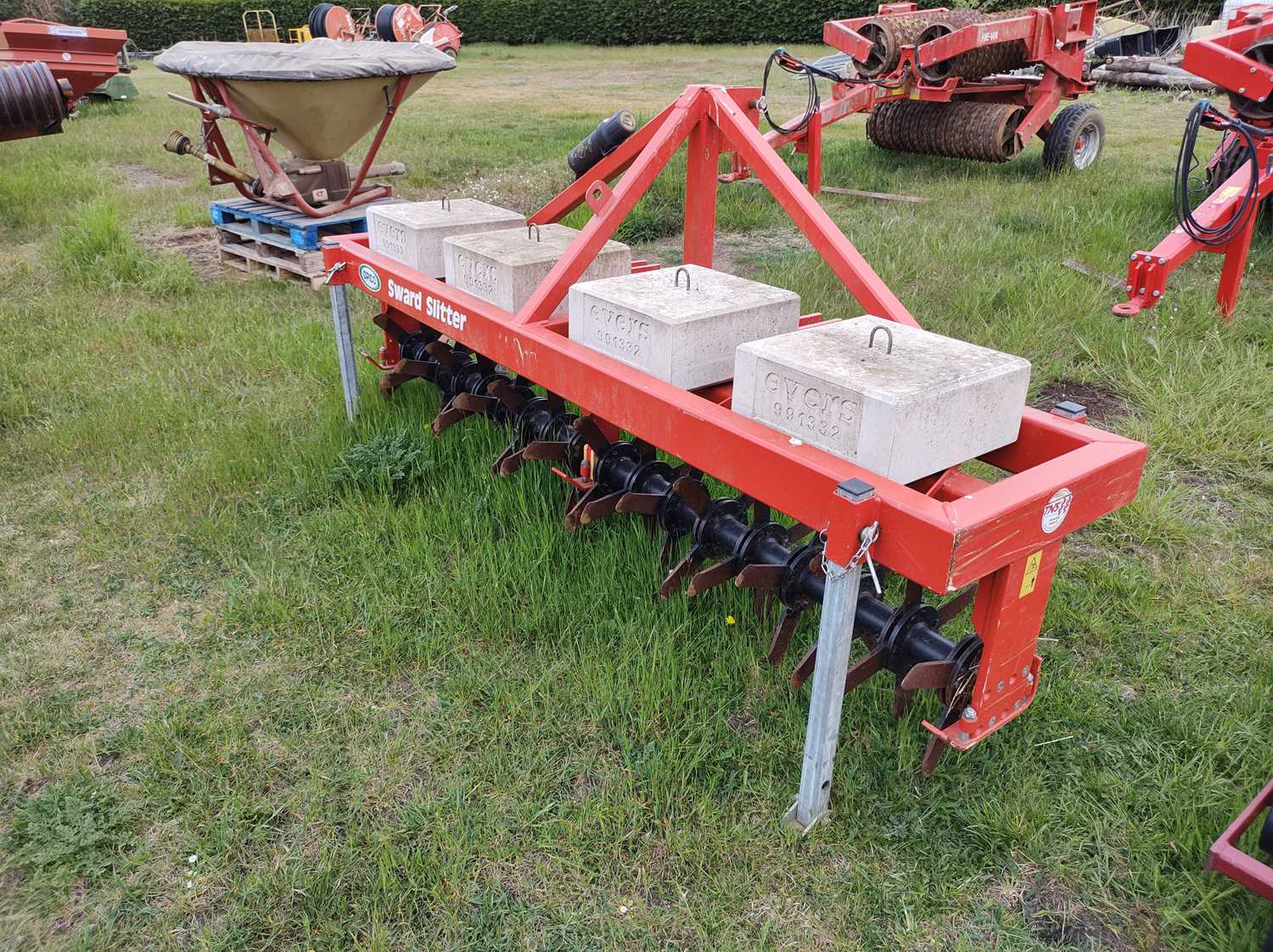 Lot 105 - Opico Sward Slitter (2018)